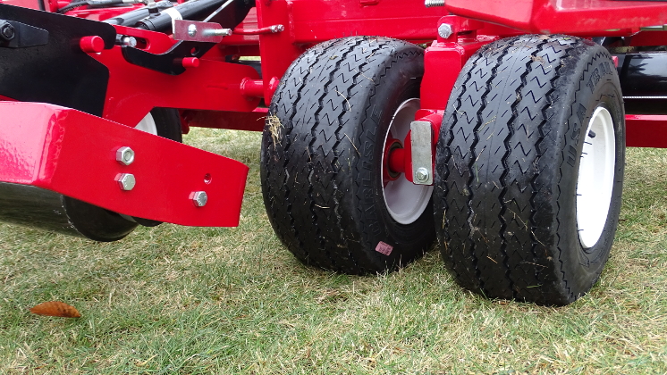 Pro-Roll 10 – Progressive Turf Equipment